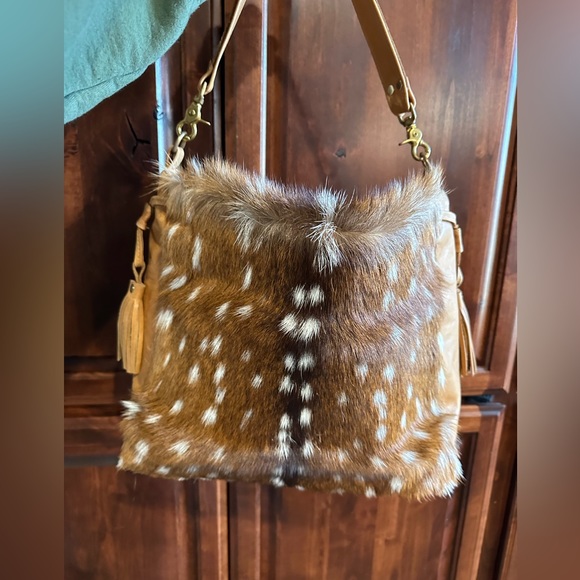 Bags | Axis Hide Leather Purse | Poshmark